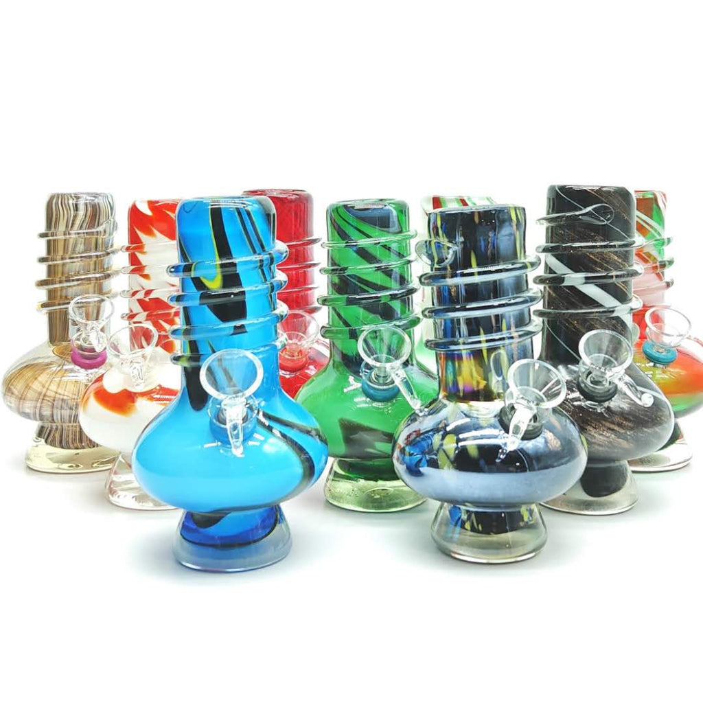 6" Mini Water Bong | Portable, Easy, & Ready To Rip – Blaze Boutique